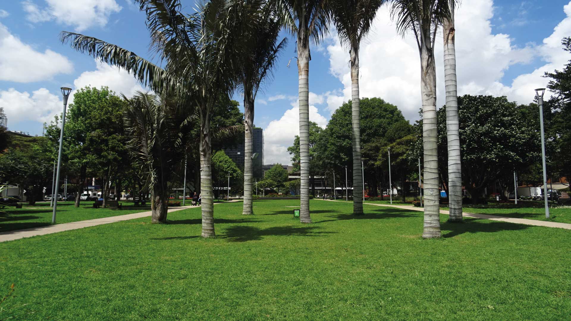 Qué hacer en el Parque 93 | Planes en Bogotá
